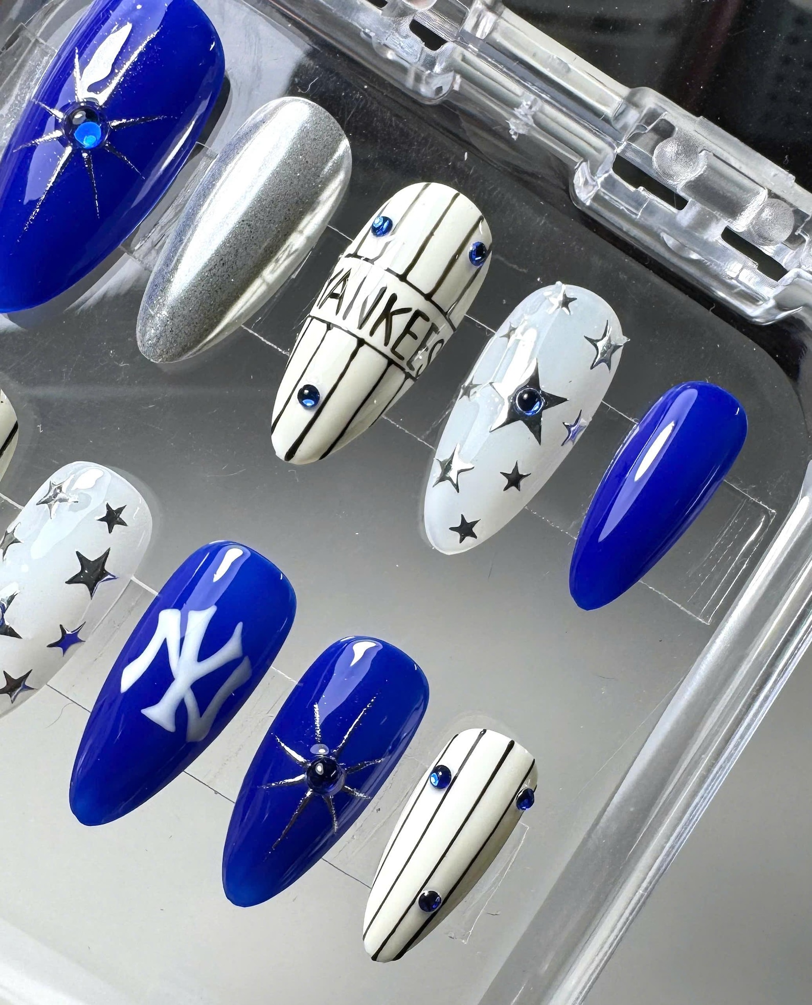 NY Yankees Press-on Nails: Royal Blue Baseball Theme With Star Accents ...