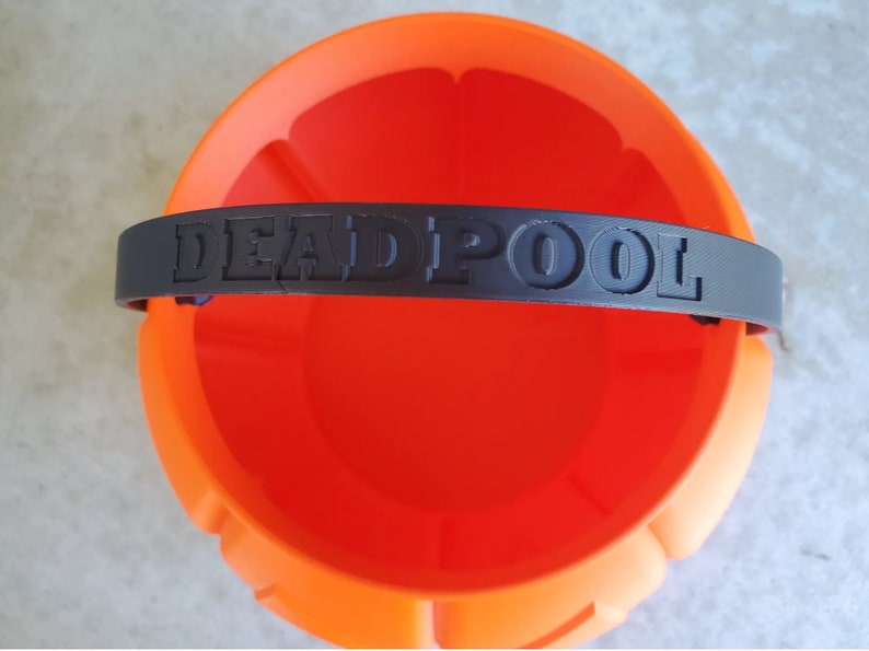 Deadpool Halloween Candy Bucket pumpkin-pool, Deadpool, - Etsy