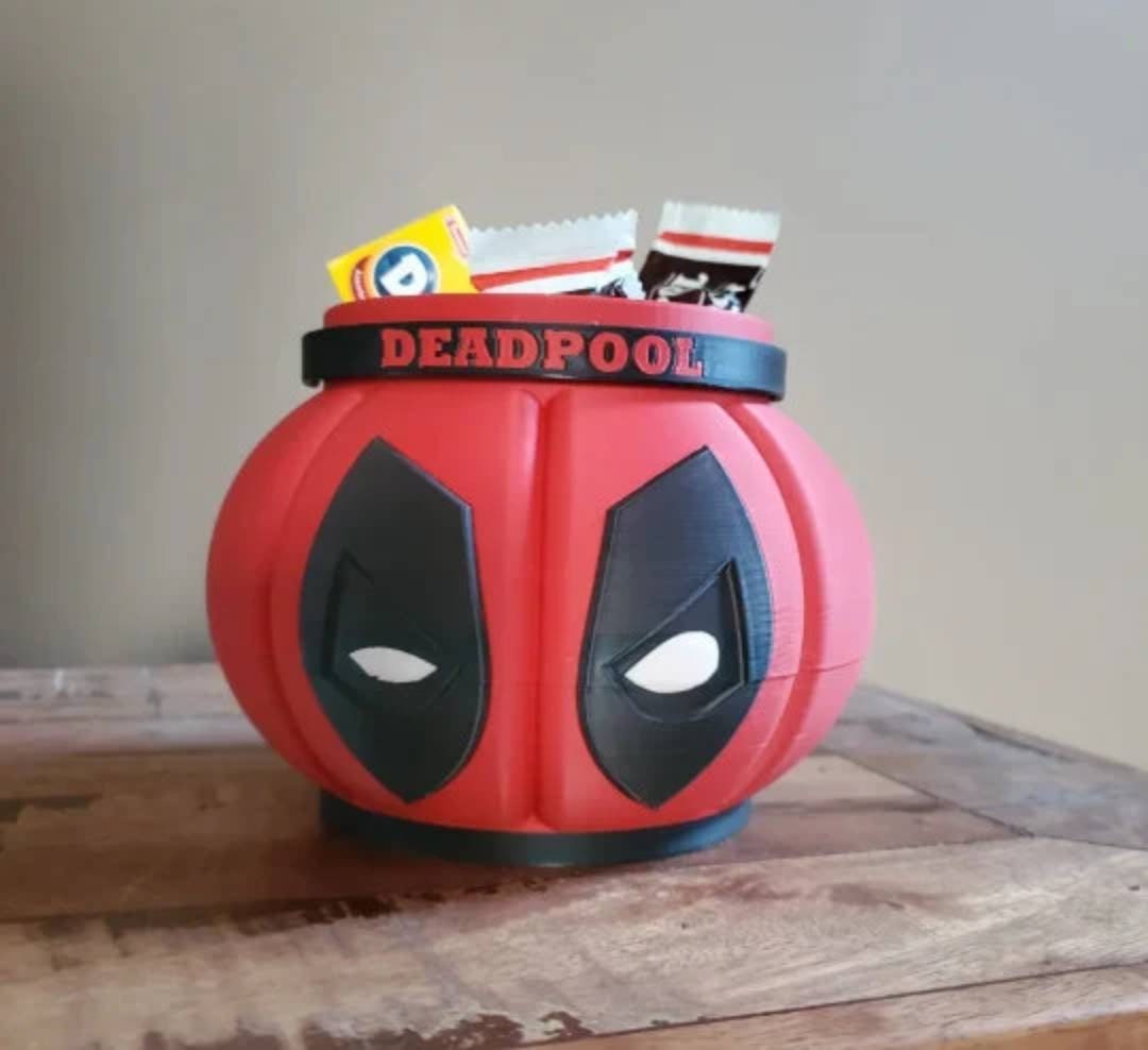 Deadpool Halloween Candy Bucket pumpkin-pool, Deadpool, - Etsy