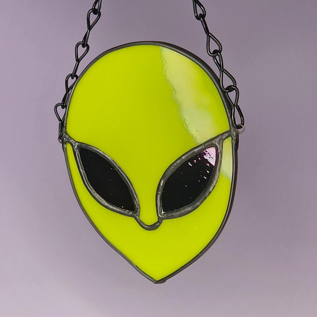Stained Glass Alien Head Suncatcher - Etsy