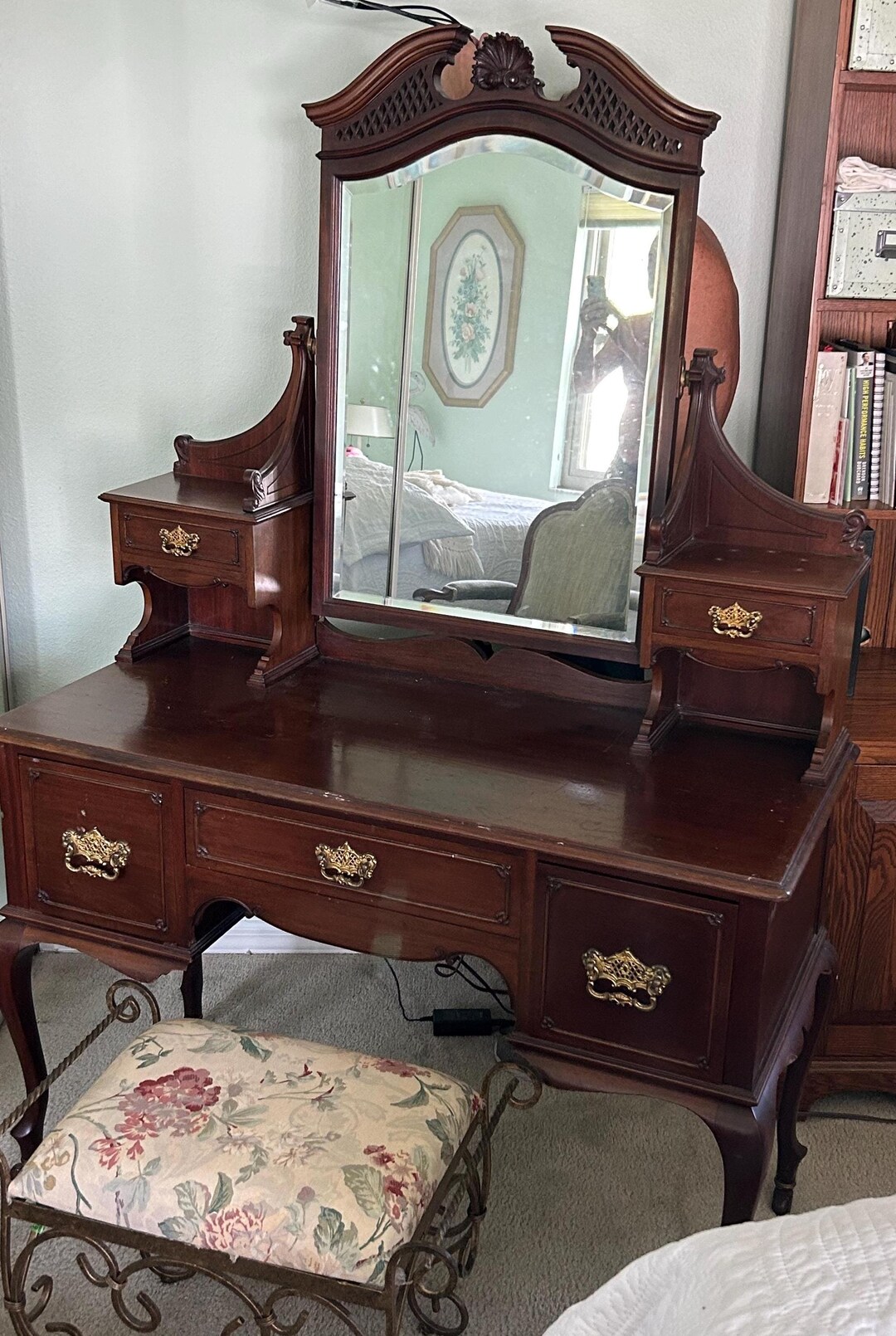 Queen Anne Style Dressing Table - Etsy