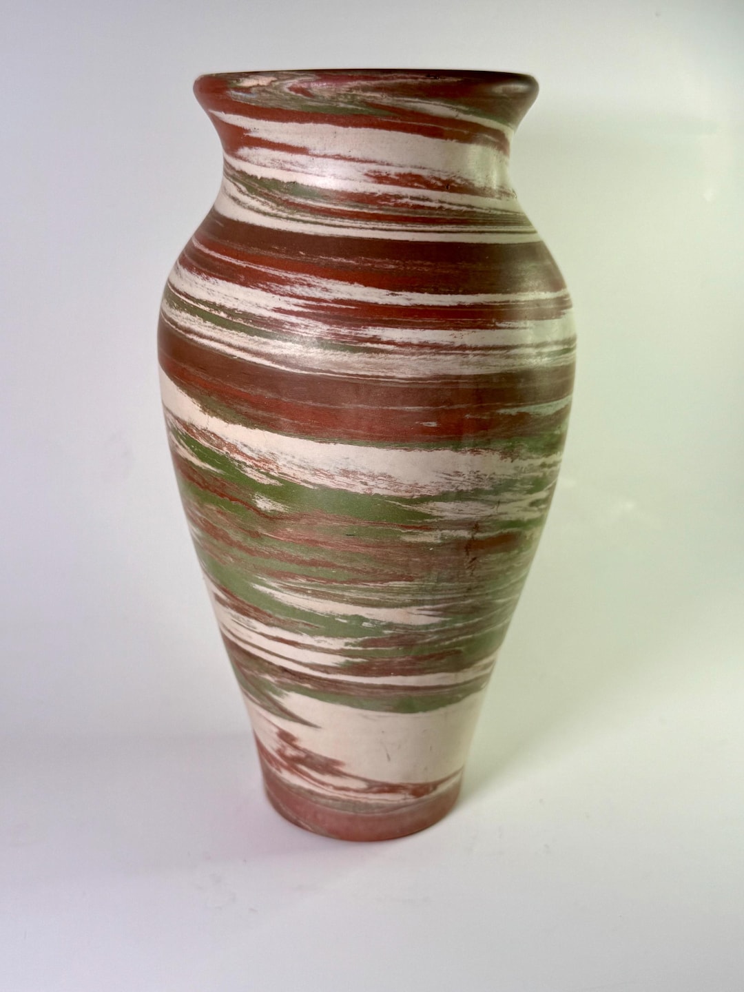 Vintage Niloak Pottery Swirl Vase – 9.5” Tall Mid-century Arkansas Art ...