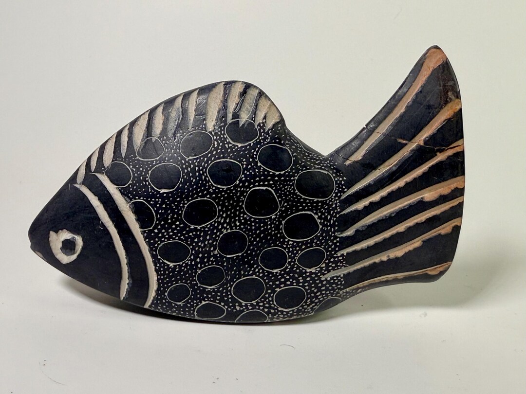 Hand-carved Shona Soapstone Fish Sculpture From Zimbabwe | Black and ...