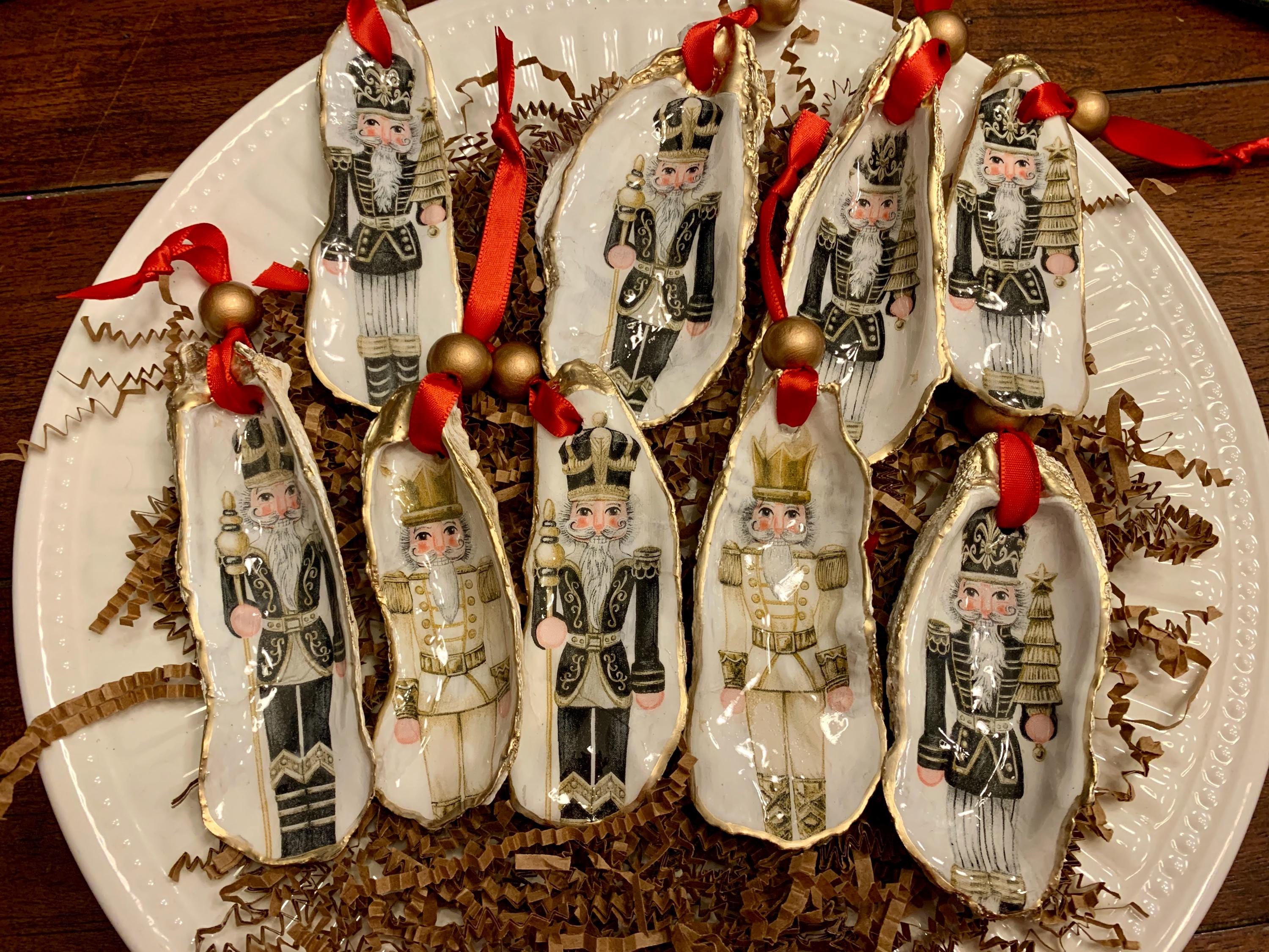Nutcracker Oyster Shell Ornaments, Set of 1/3 Trio Christmas Nutcracker ...