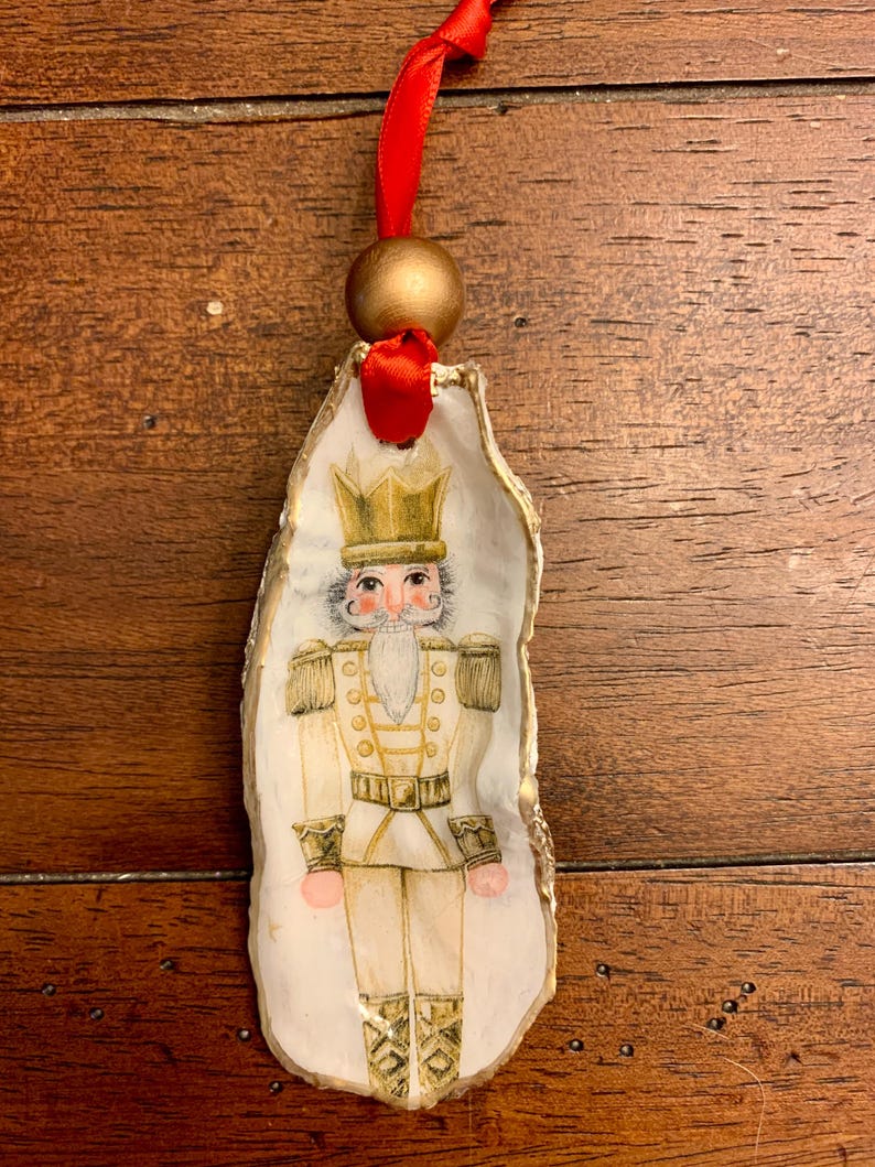 Nutcracker Oyster Shell Ornaments, Set of 1/3 Trio Christmas Nutcracker ...