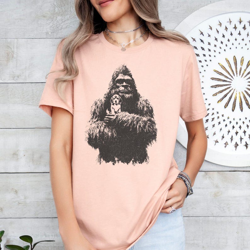 Beagle Bigfoot Shirt, Funny Sasquatch Dog Tee, Beagle Mom Gift, Retro ...