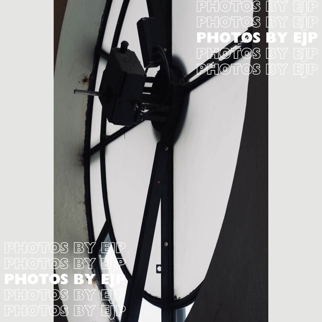 Up Close Aesthetic Photograph Printable Wall Art/modern/industrial ...