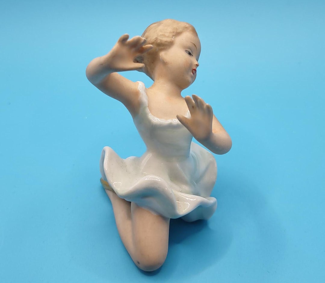 Vintage Wallendorf Porcelain Figurine - "little Ballerina" - Handcrafted Germany, Classic ...