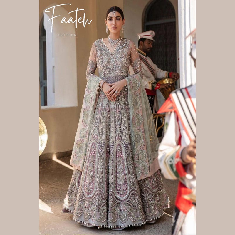 Buy Shaadi Dresses Online In India - Etsy India