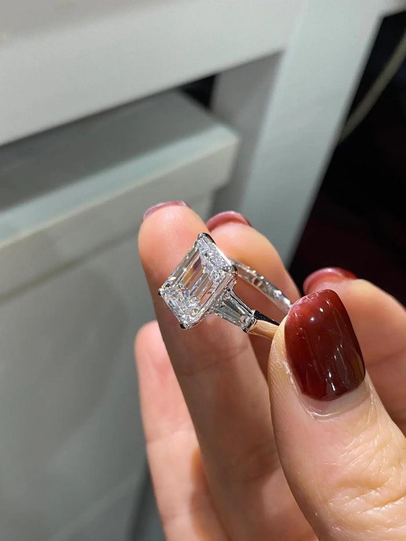 3 Carat Emerald Cut Moissanite Diamond Ring Emerald and Tapered ...