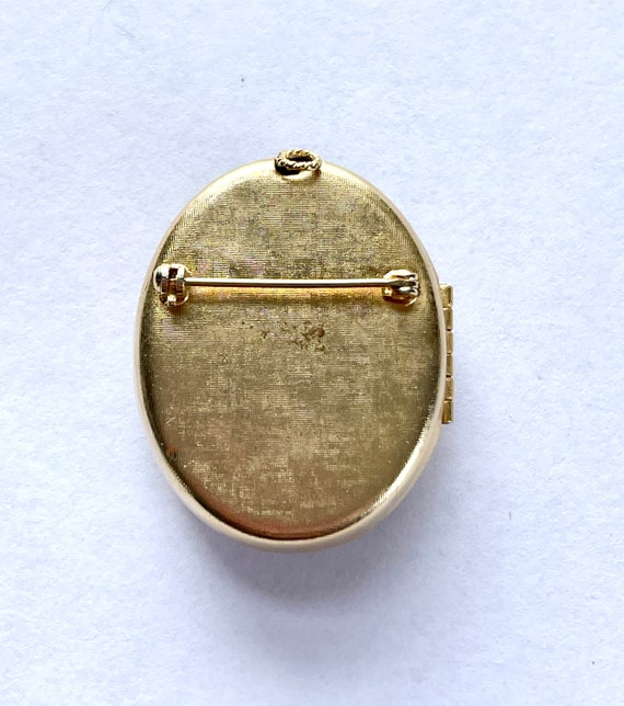 Vintage Avon Perfume Locket Pin - Gem