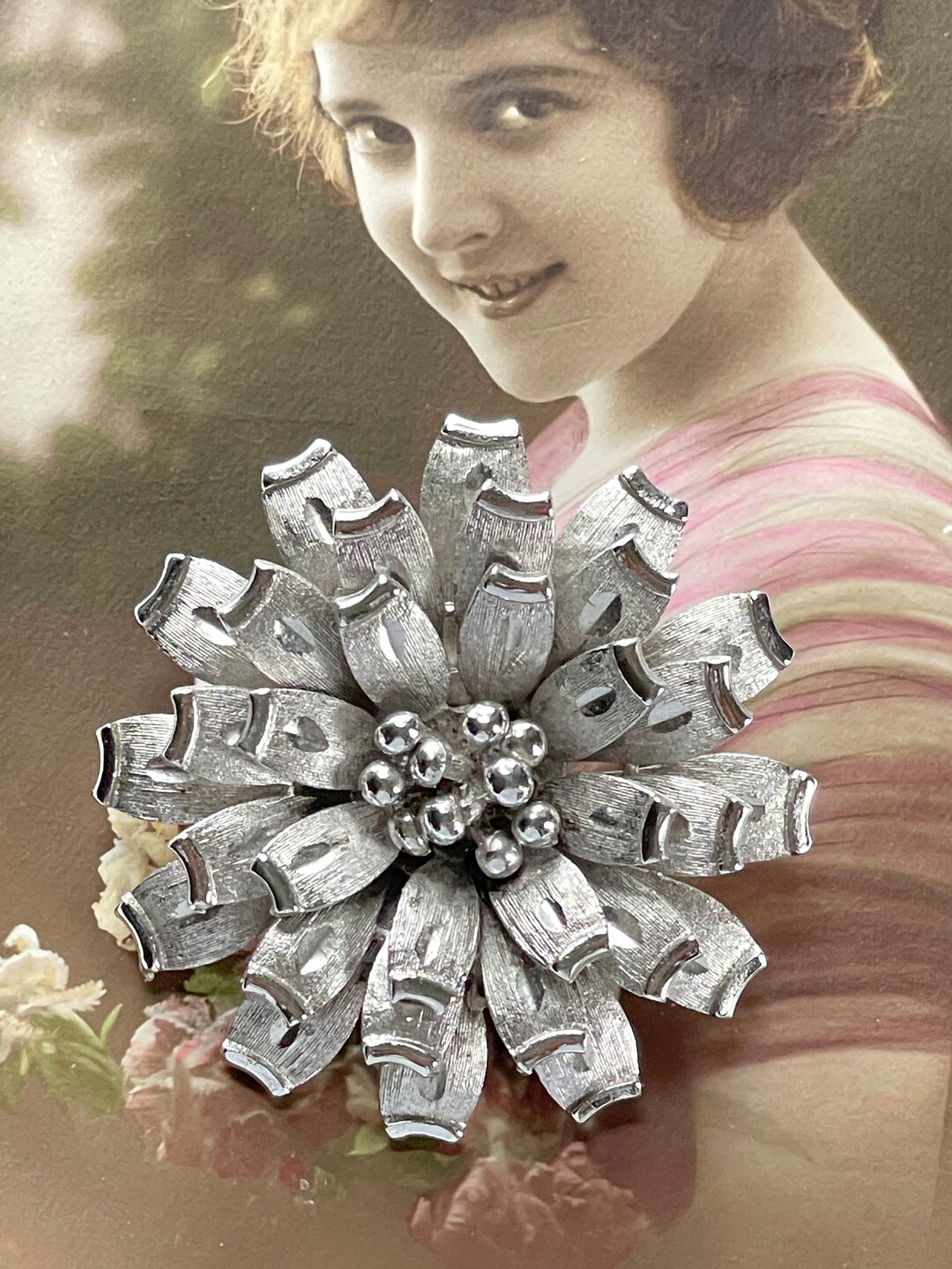Vintage Silver Flower Pin - Etsy