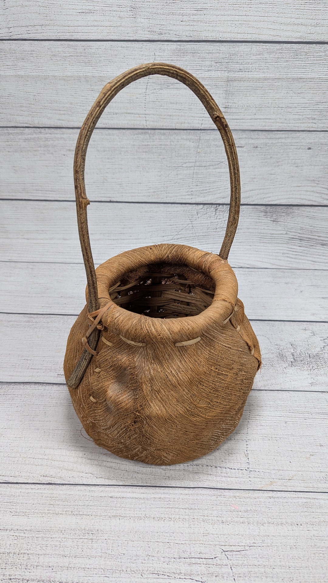 Woven Banana Leaf Husk Basket - Primitive Rustic Style Centerpiece Boho ...