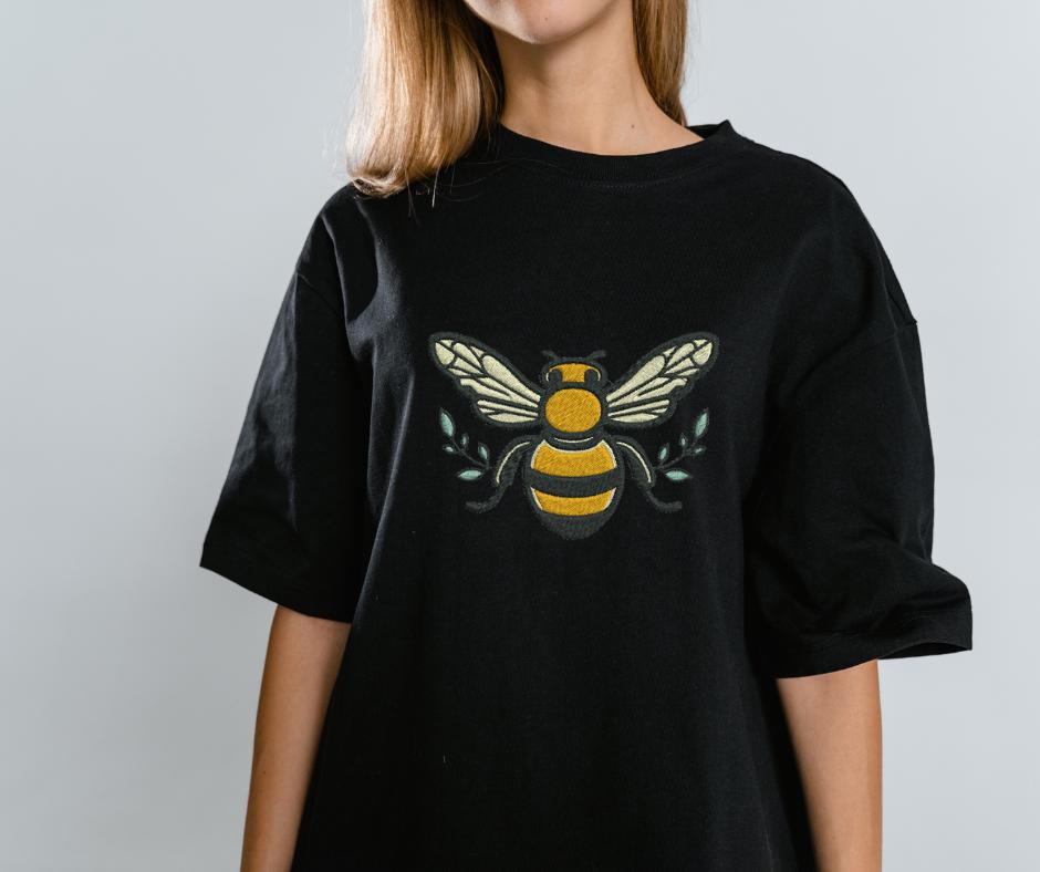 Bee Embroidery Design, Small Bee Embroidery, Beehive Embroidery, Cute ...