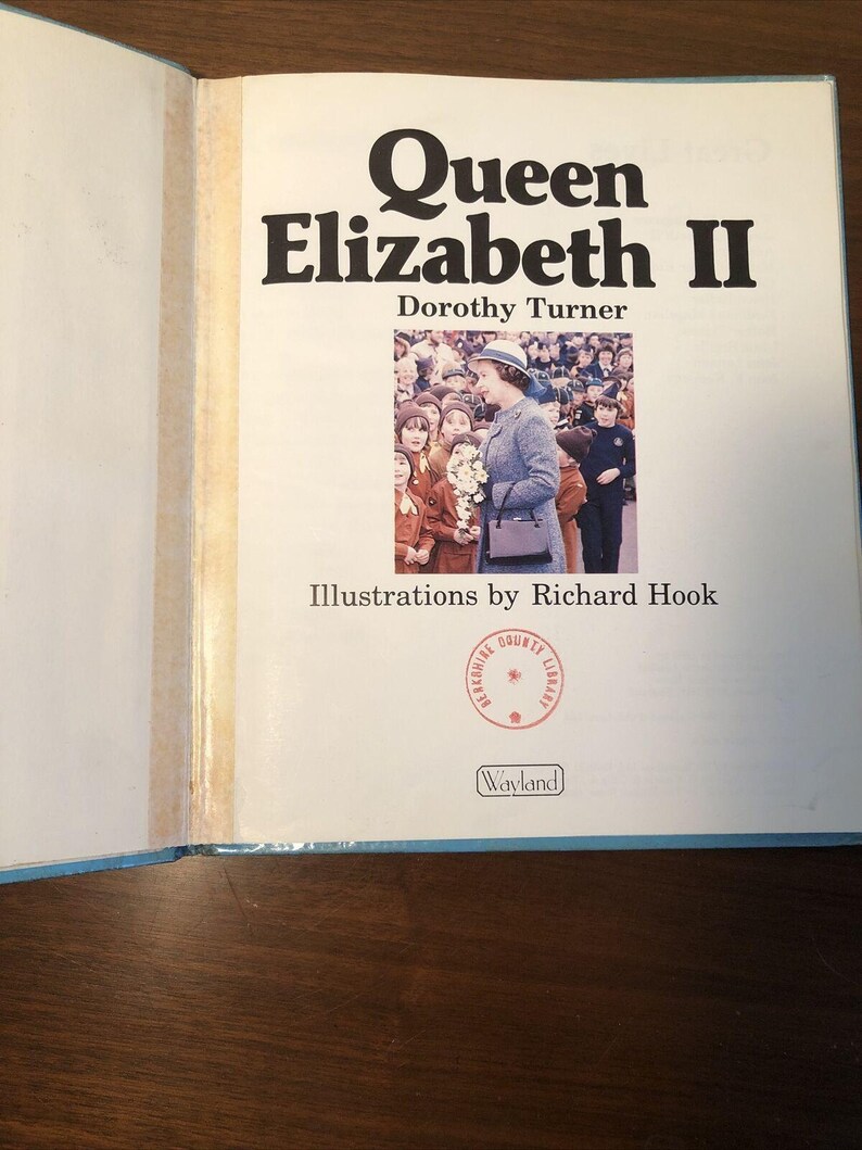 Great Lives Queen Elizabeth II Dorothy Turner Children's Book Prince ...