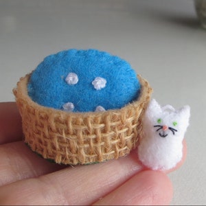 Tiny White Cat Miniature Felt Stuffed Animal , Tiny Felt Animal ...