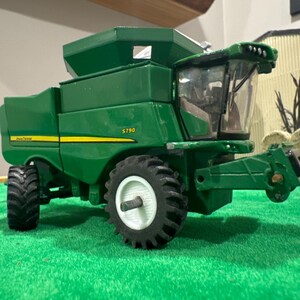 1:64 S790 Rear Turning Combine Axle - Etsy