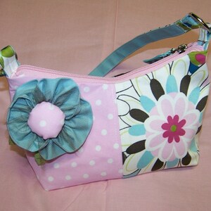 Purse Large and Small Pattern With Change Purse Flower Pin Credit Card ...