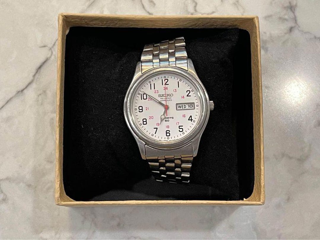 Vintage Seiko Quartz Railroad Approved Sports 50 Day Date 7N43-9A00 ...
