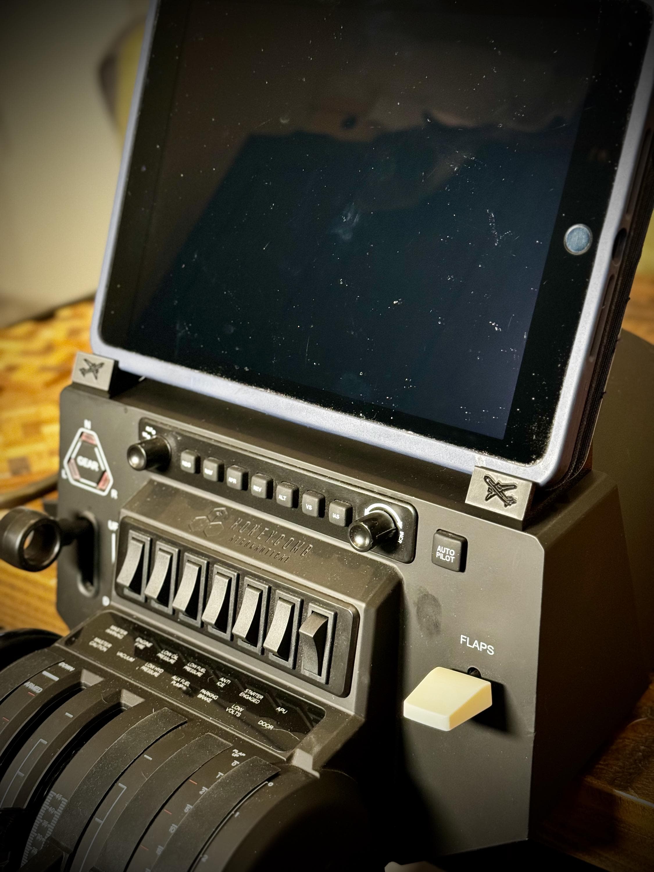 Honeycomb Alpha Bravo Tablet Stand: 3D Printed Flight Simulator Mount ...