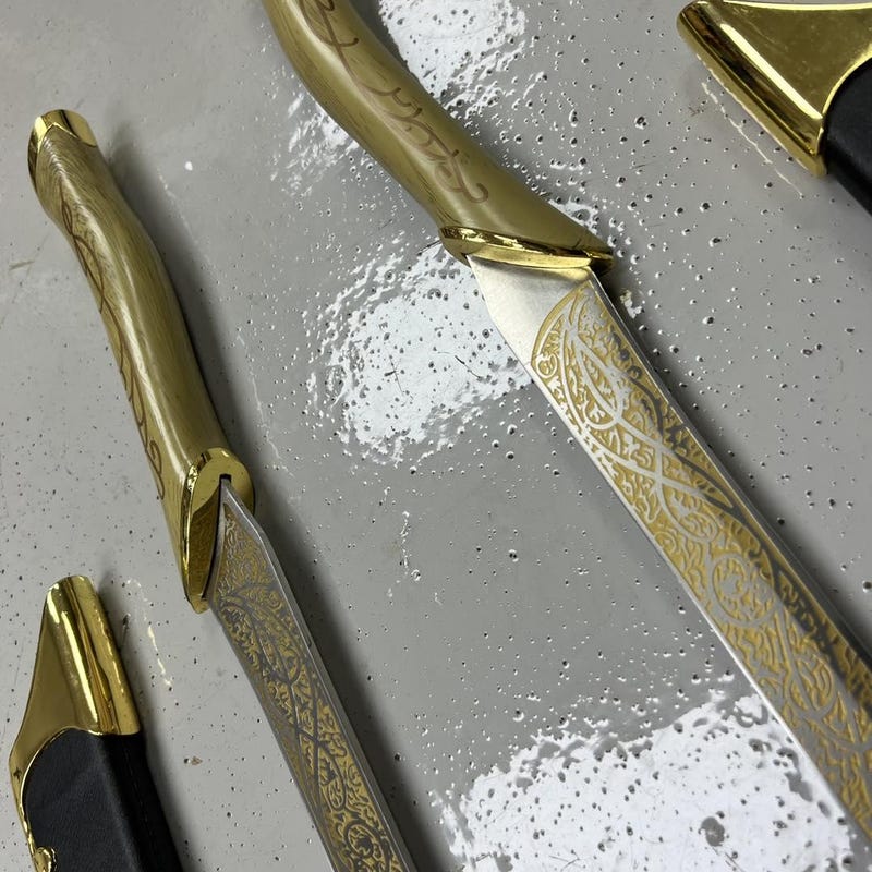 Thorfinn Dagger - Etsy