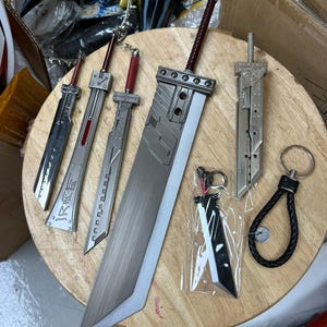 Final Fantasy XVI FF16 Clive Rosfield Invictus Sword Letter Opened ...