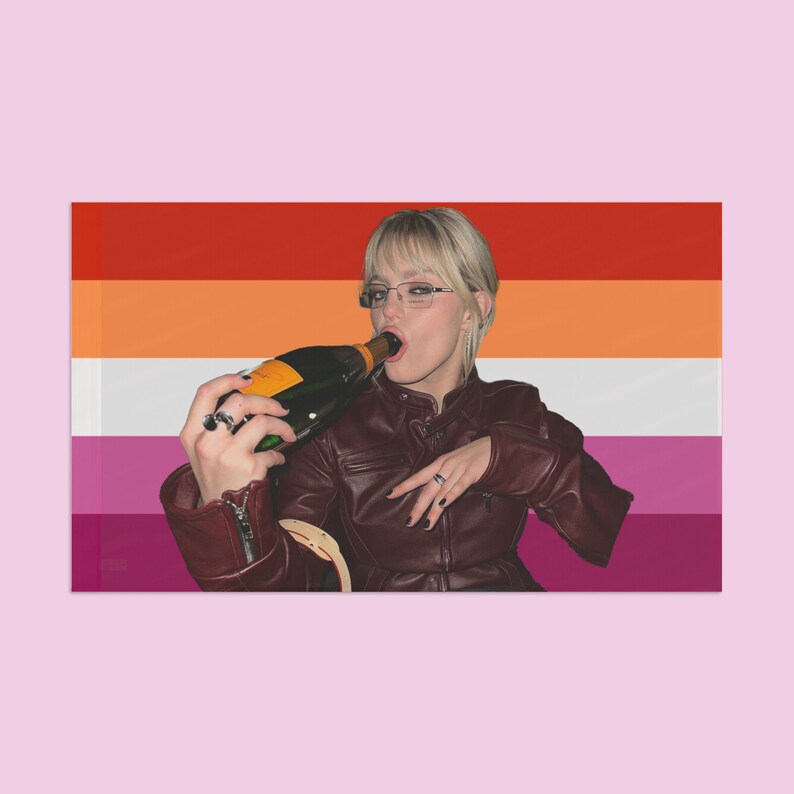 Renee Rapp Lesbian Flag Banner Sapphic Pride Flag, Renee Rapp ...