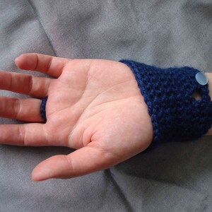 Crochet Gauntlets - Pattern - Etsy