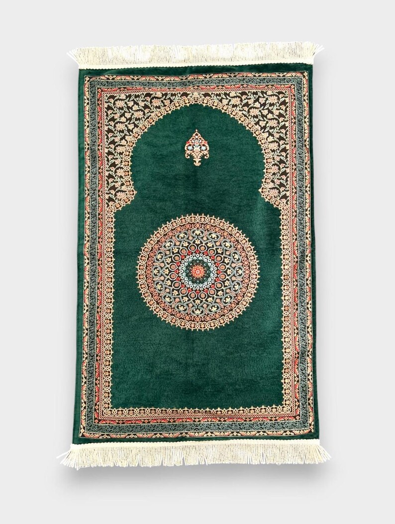 Personalised Muslim Prayer Mat: Green Luxury Sajadah | Turkish Muslim ...