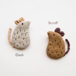 Friendship Mice Mini Embroidered Brooch Pins - Dash and Scruff - Etsy