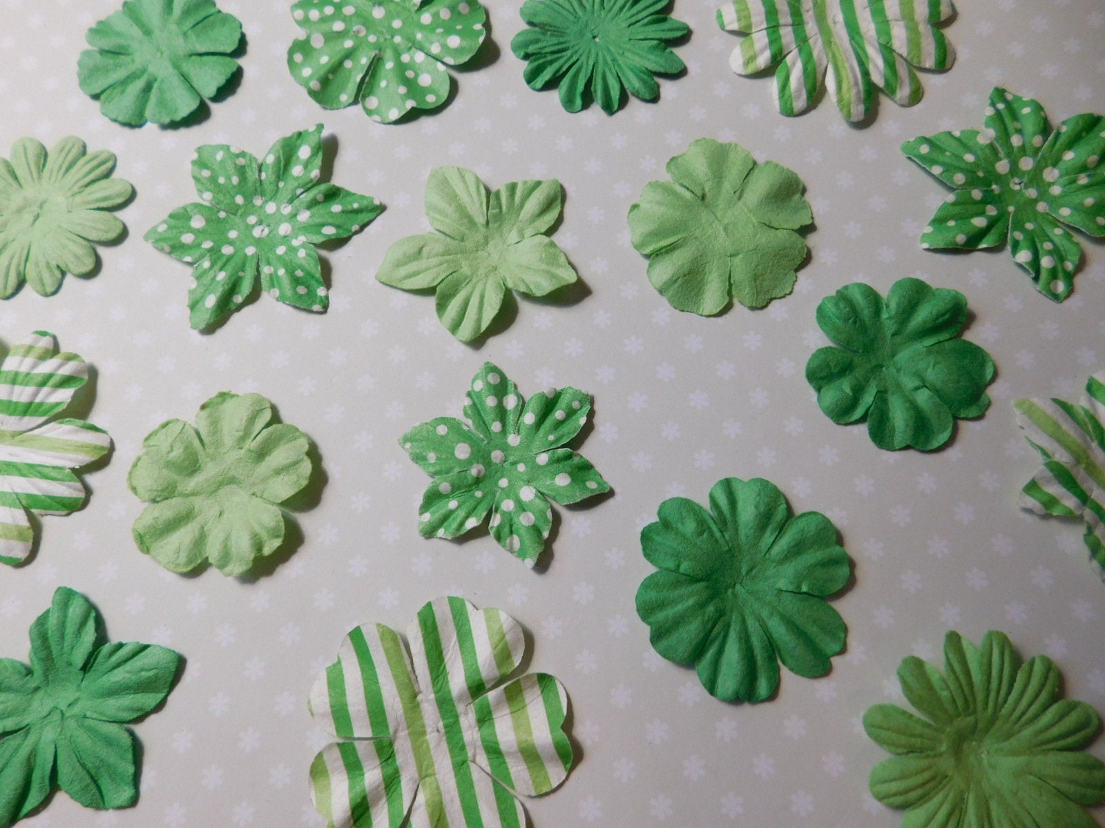 Variety of Paper Posies Flowers Green for Spring and St. - Etsy