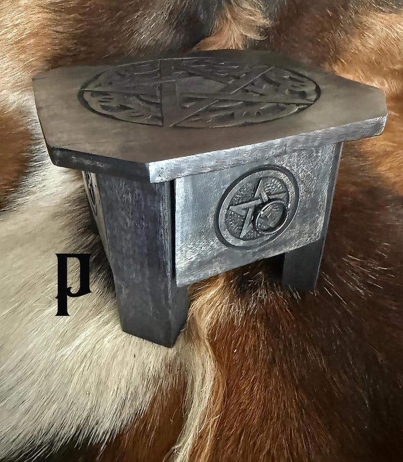 Pentagram Wood Altar Table With Crystal, Mini Witch Ritual Table - Etsy