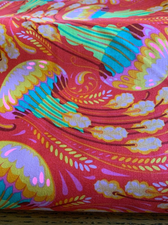 OOP Rare Tula pink Zuma sea bloom in glow fish pink. Half yard | Etsy