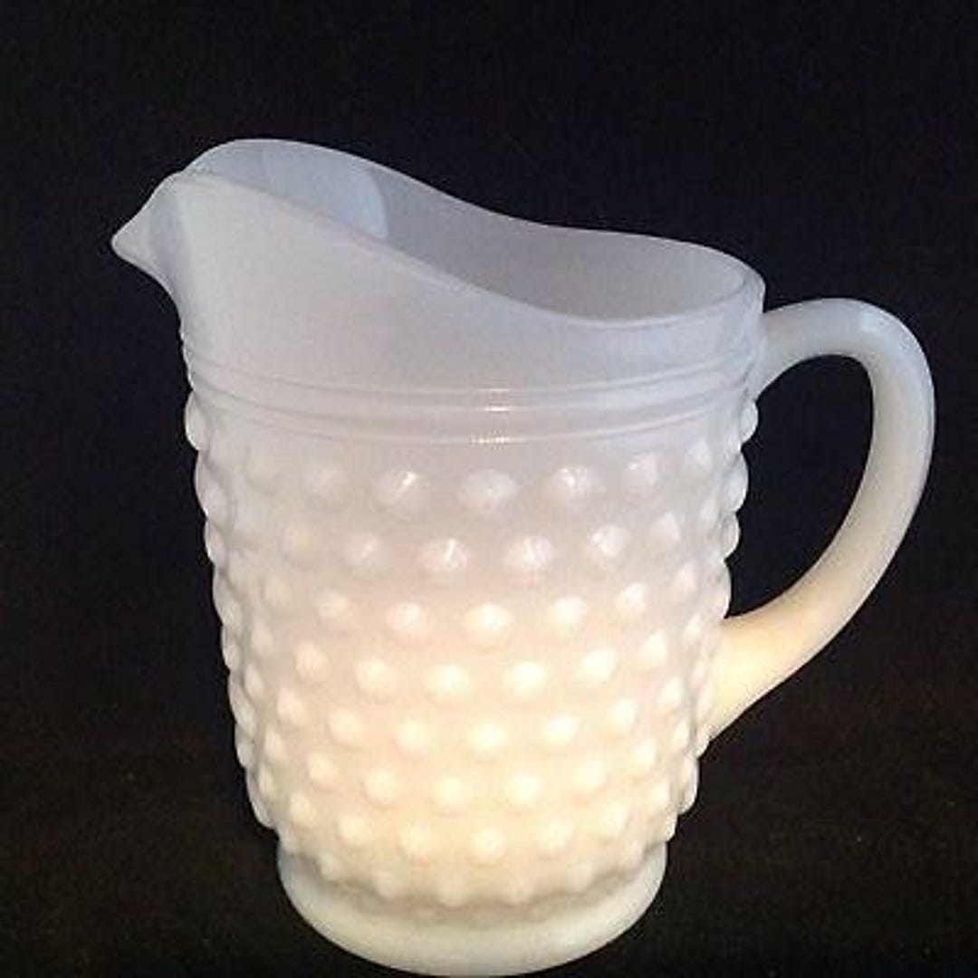 Vintage Fenton White Milk Glass Large 5.5 Hobnail Pitcher - Etsy