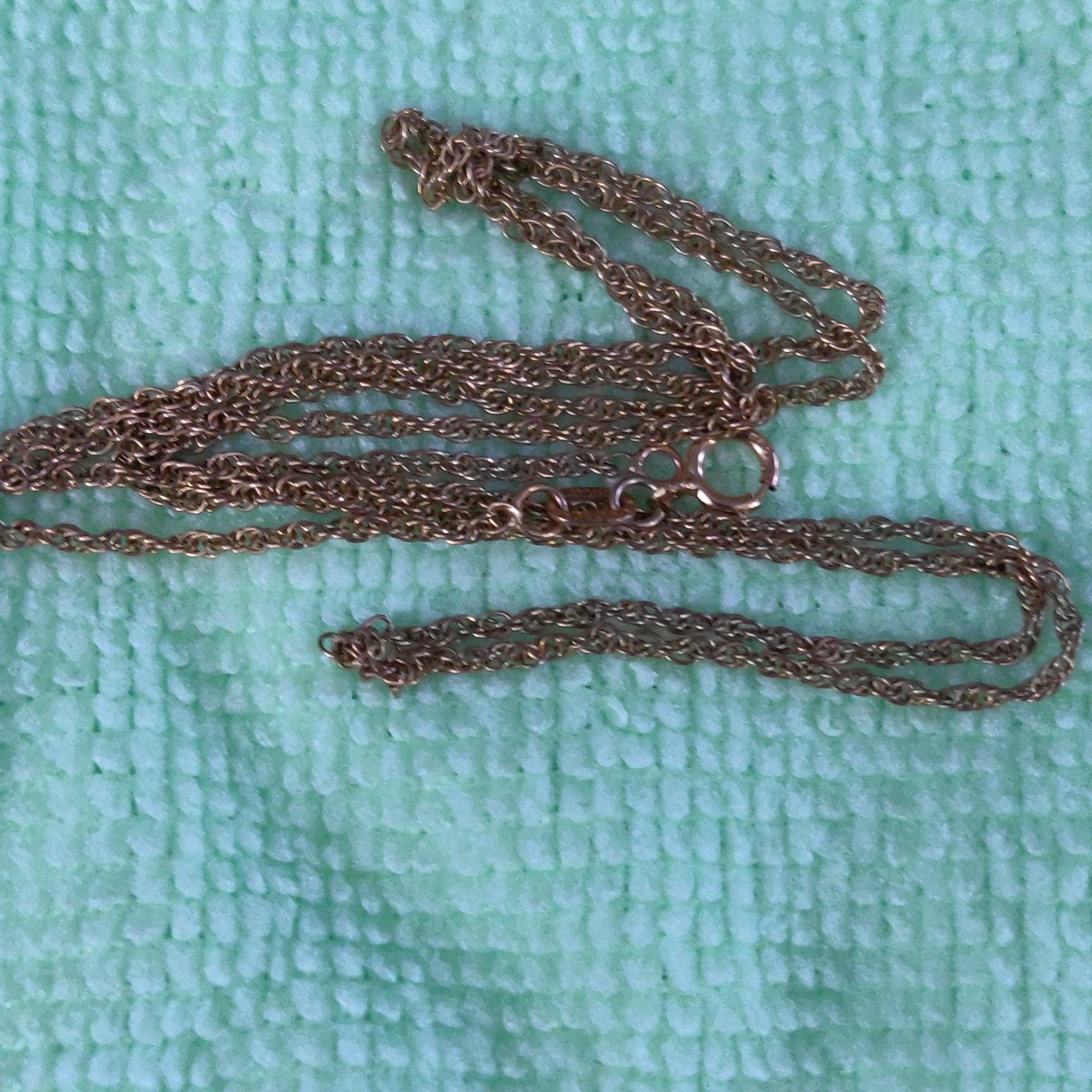 14k Gold 20 Inch Chain. 2 Grams - Etsy