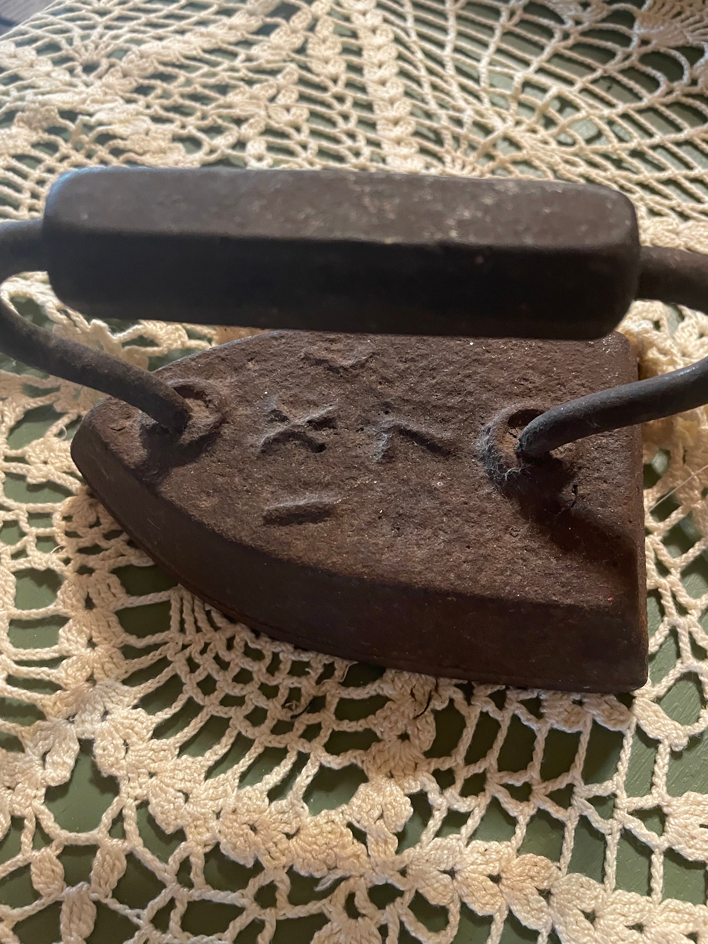 Antique Sad Iron Cast-iron X7 Vintage Excellent Condition - Etsy