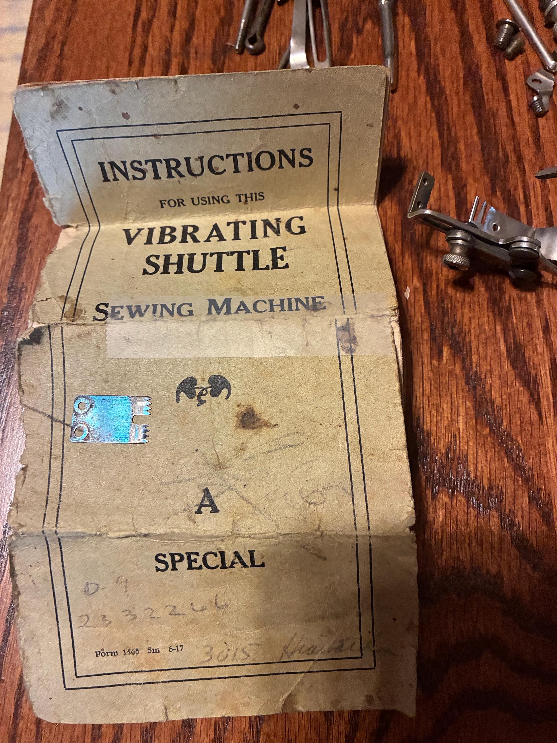 Vintage Vibrating, Shuttle, Sewing Machine Feet From the 1900s With ...