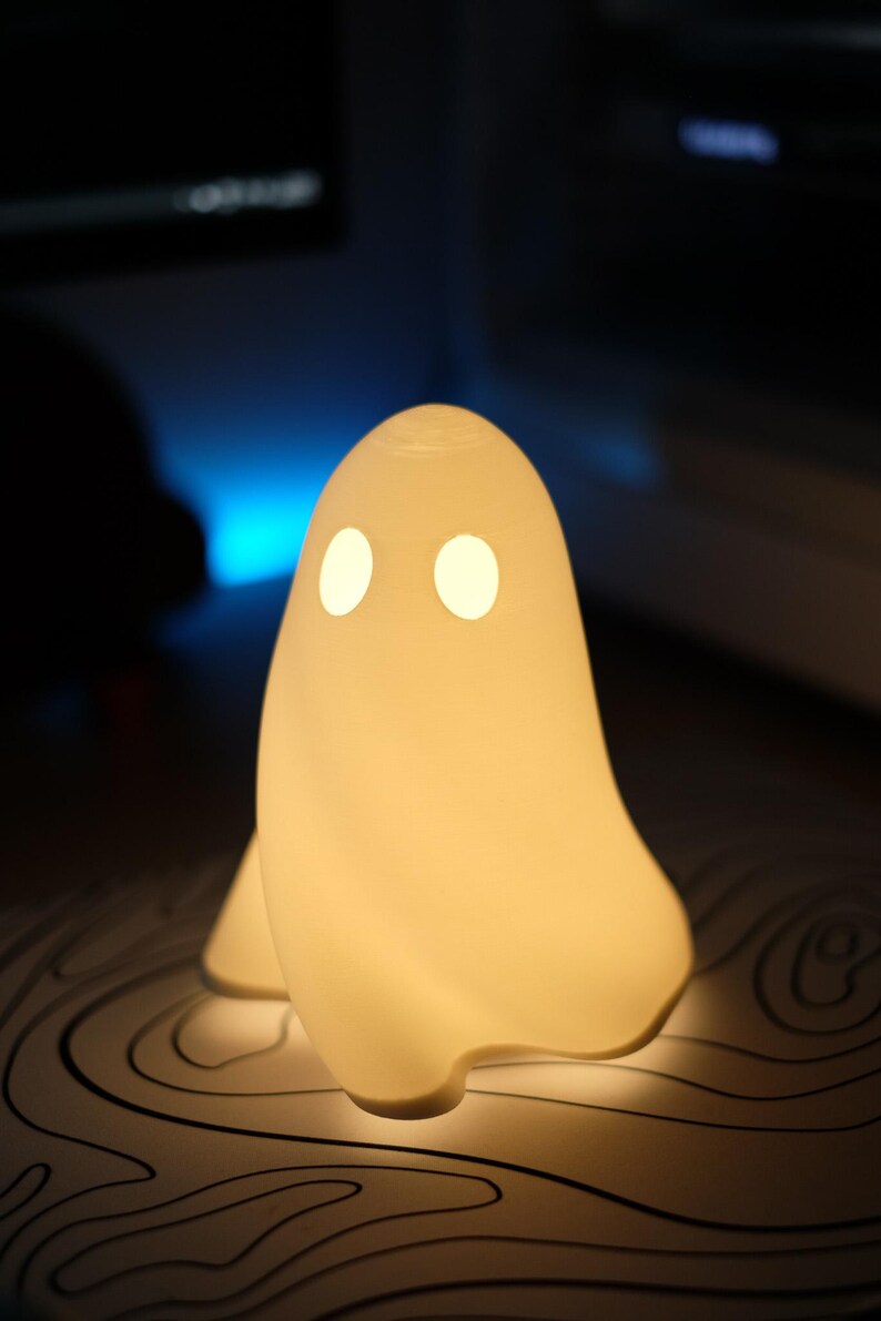 3D Printed Ghost Lamp: Remote Controlled LED Desk Light - Etsy