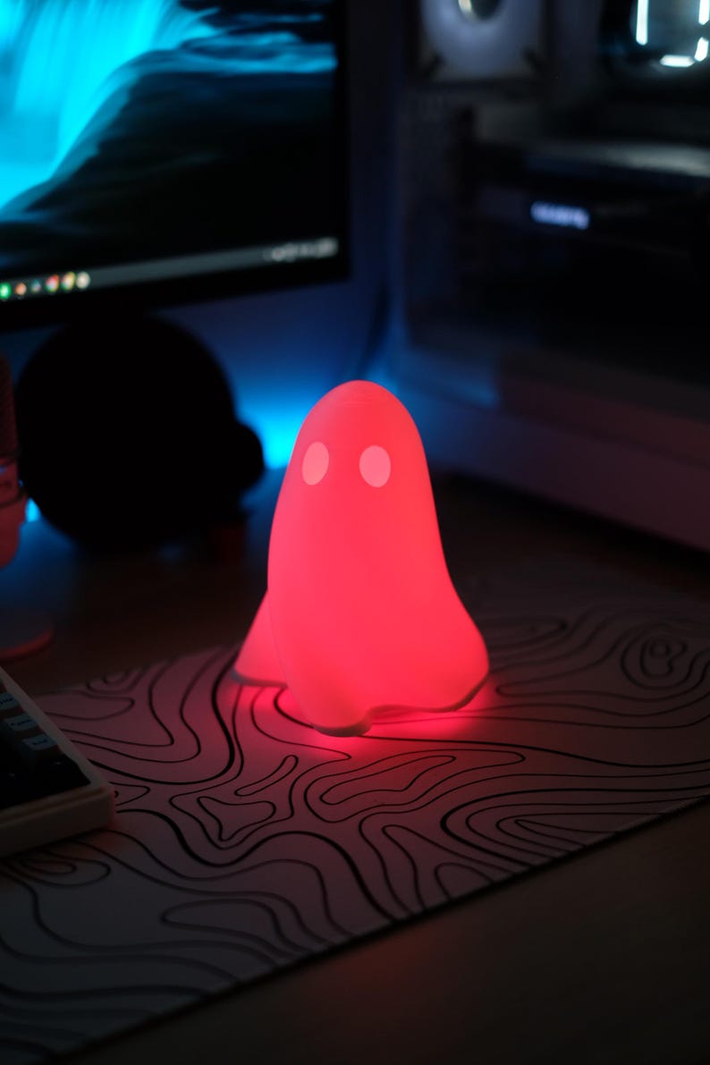 3D Printed Ghost Lamp: Remote Controlled LED Desk Light - Etsy
