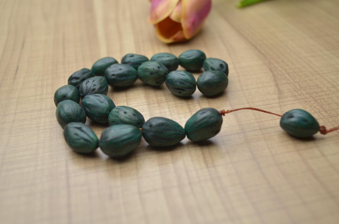 Natural Green Juniper Seed Worry Beads, Short Pocket Tasbih, Efe Beads ...
