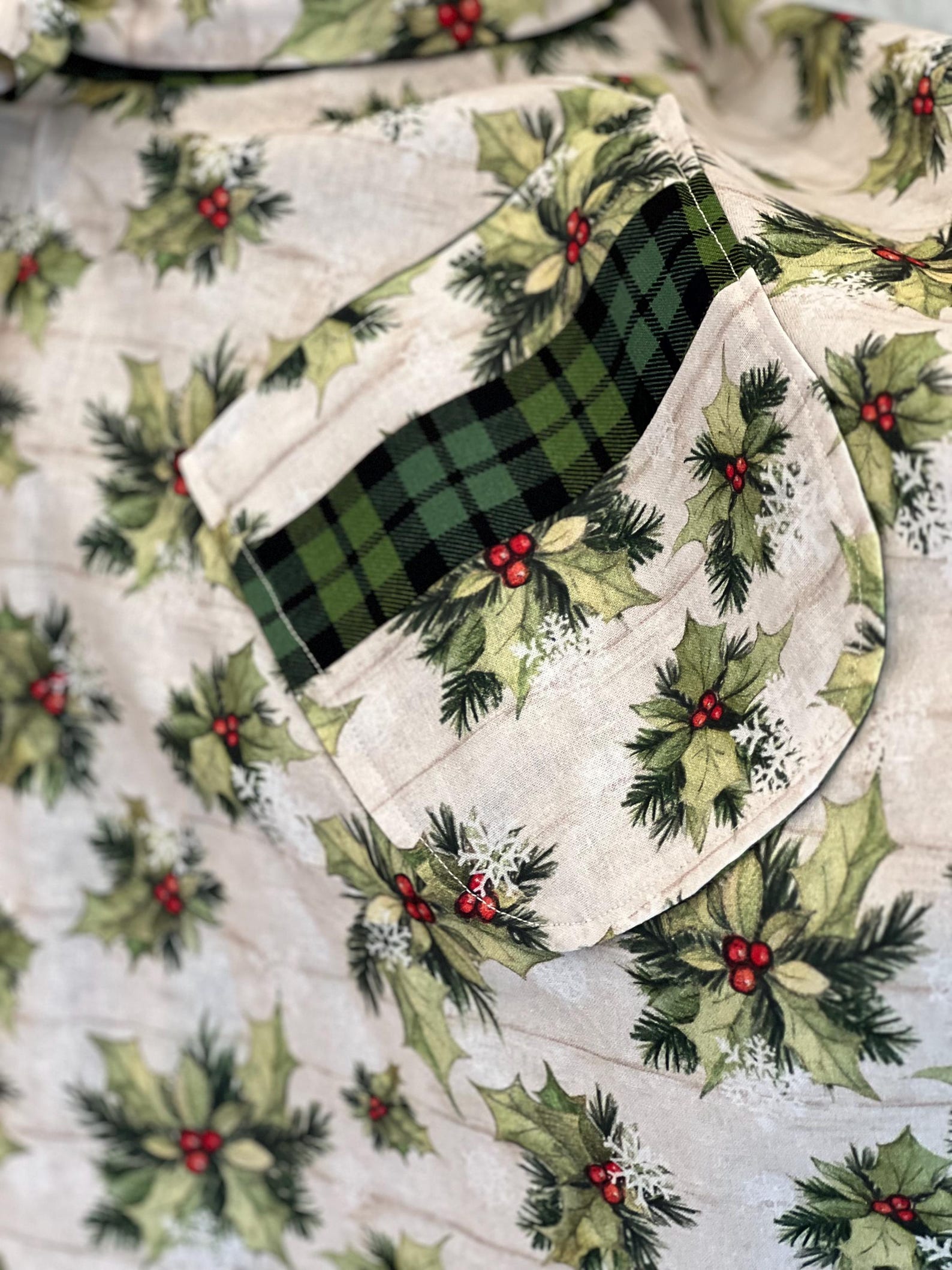 Holly Berry Apron - Etsy