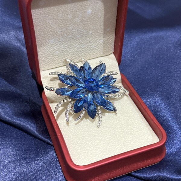 Blue Brooch - Etsy