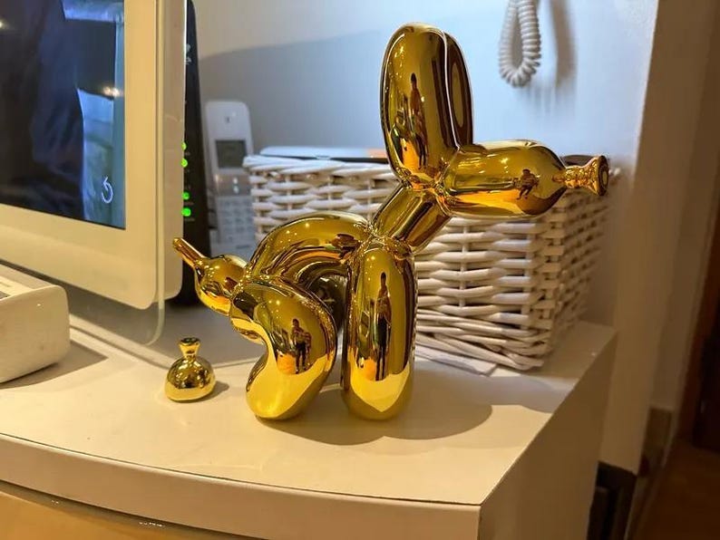 Balloon Dog Statue Pooping Dog Poop Sculpture Animal Figurines Home ...