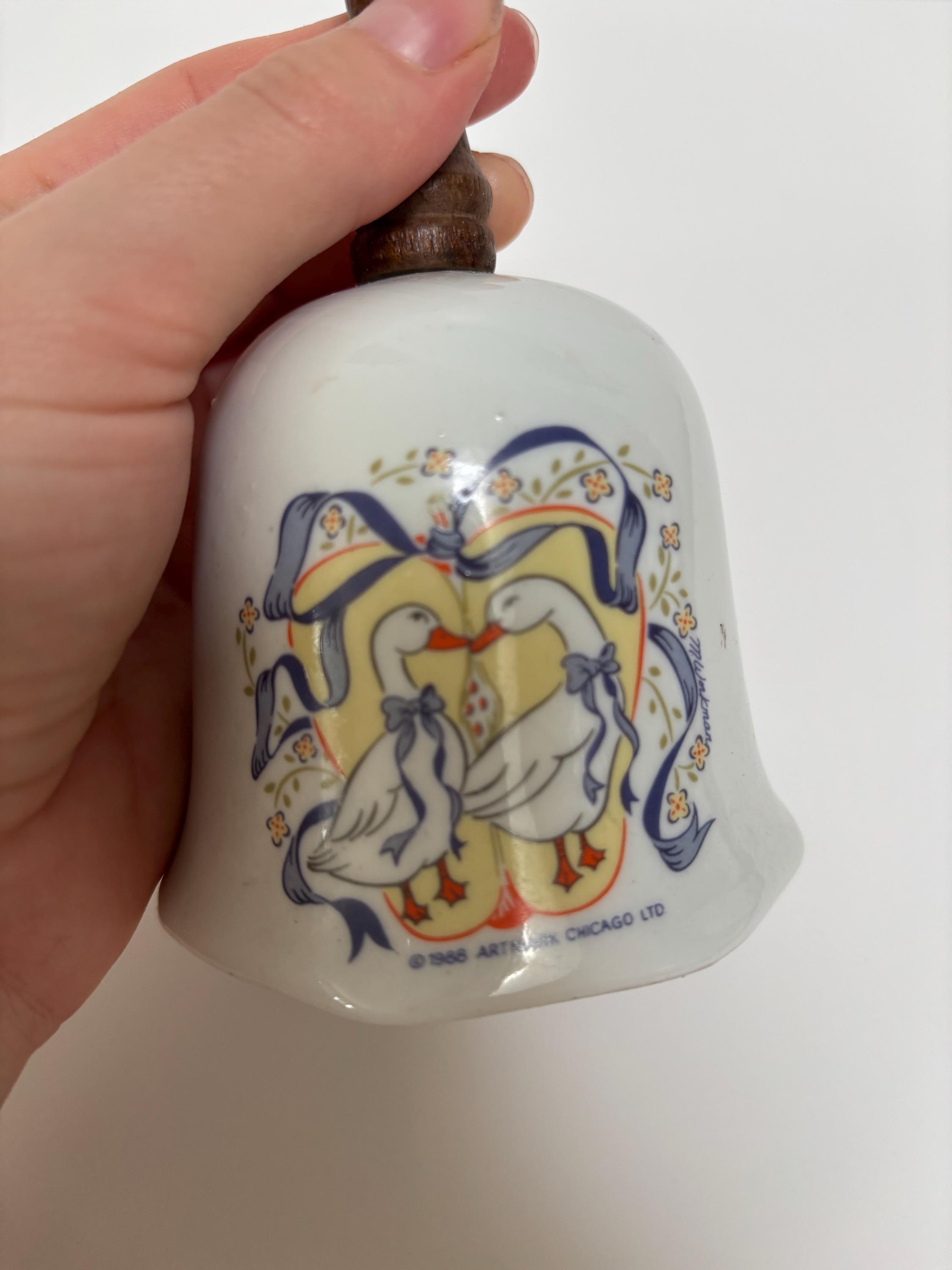 Vintage Dinner Bell, Country Goose Kitchen, Blue Bow, 1988 Artmark ...