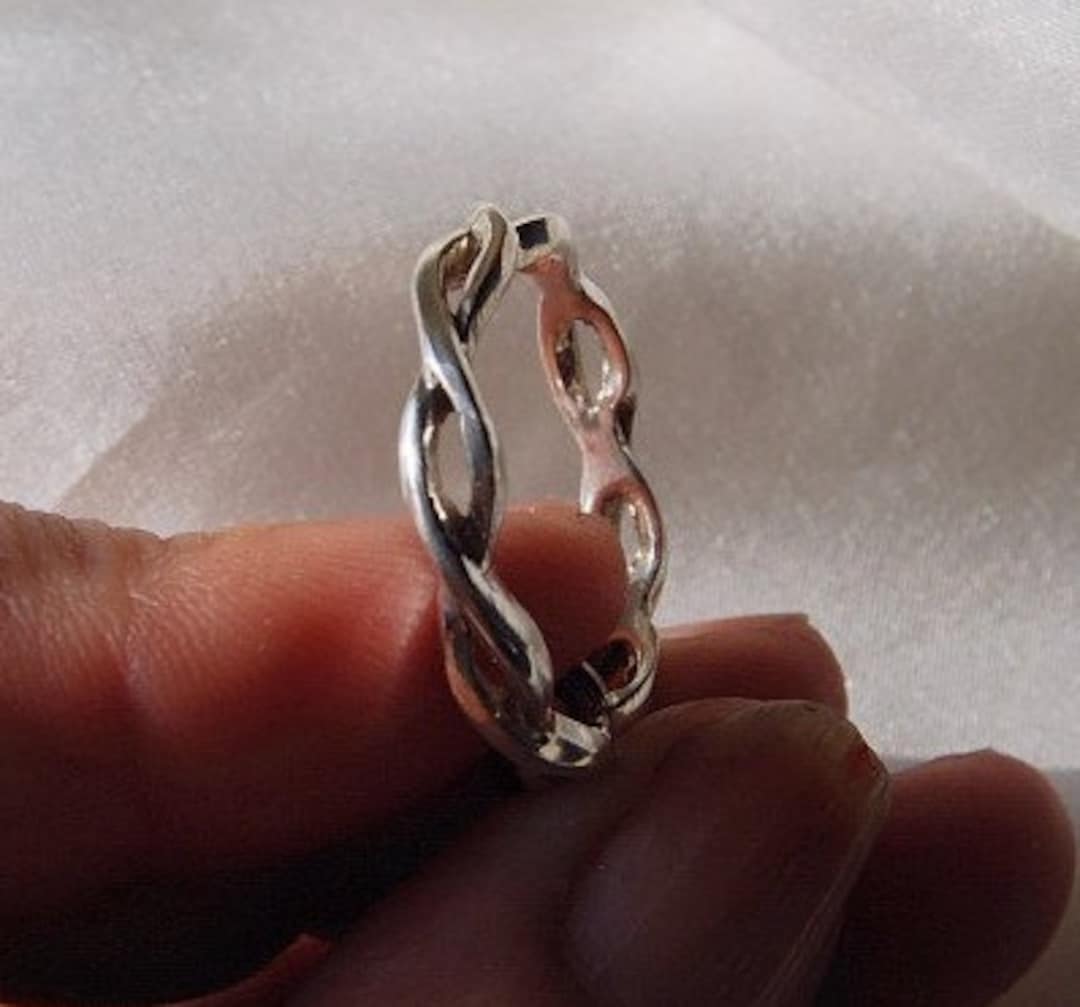Twisted Rope Band, Silver Mobius Shape Wedding Band, Infinity Ring, Sterling Intertwined Lives ...