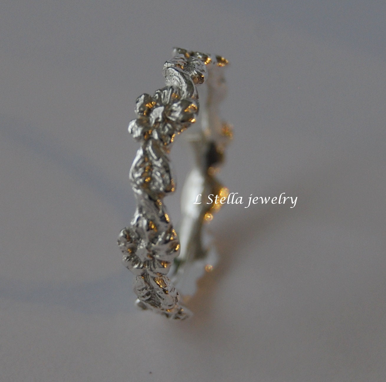 Gold flower Pinky Ring / 14k Floral Ring / Three flowers | Etsy