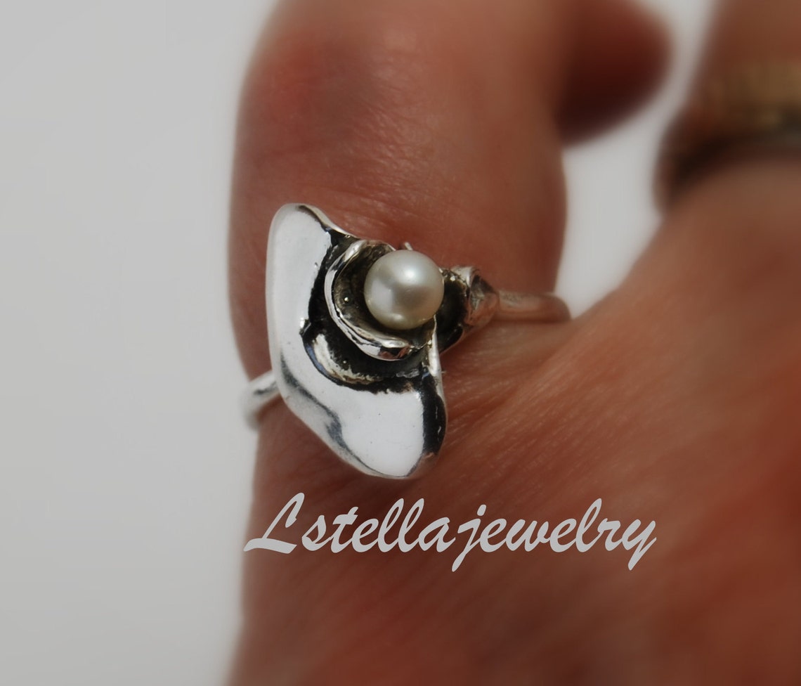 14K Floral Ring / Pea Flower Gold Ring / Sweet Pea Flower / - Etsy