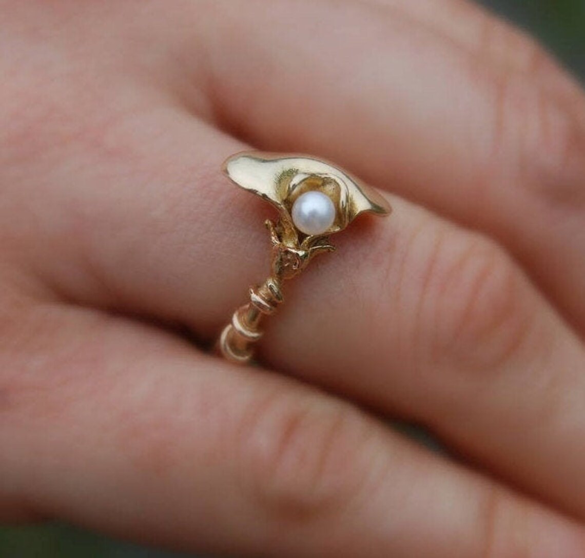 14K Floral Ring / Pea Flower Gold Ring / Sweet Pea Flower / - Etsy