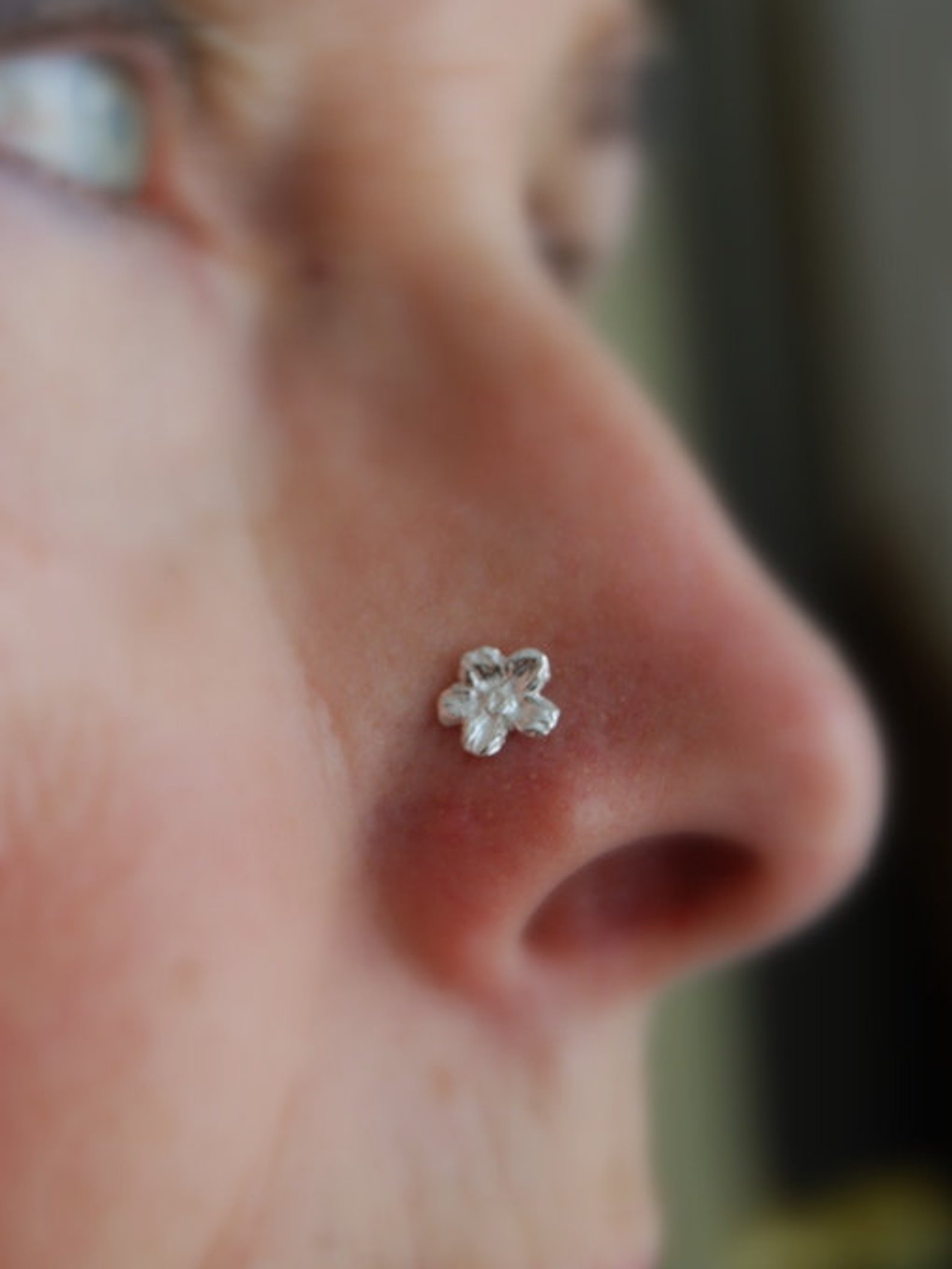 Flower Nose stud / Nose Piercing Stud / Sterling silver Screw | Etsy