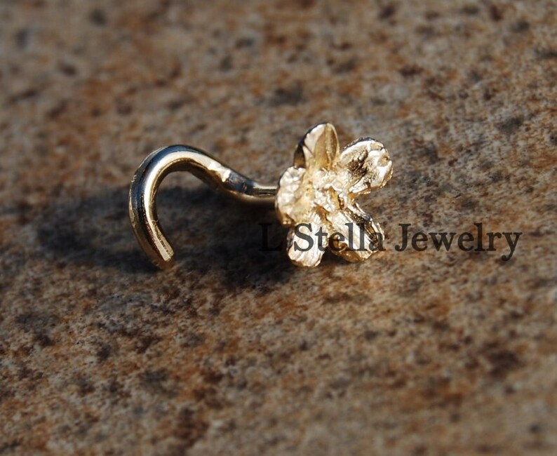 14K Nose Stud / Flower Tragus Earring / Baby's Breath - Etsy